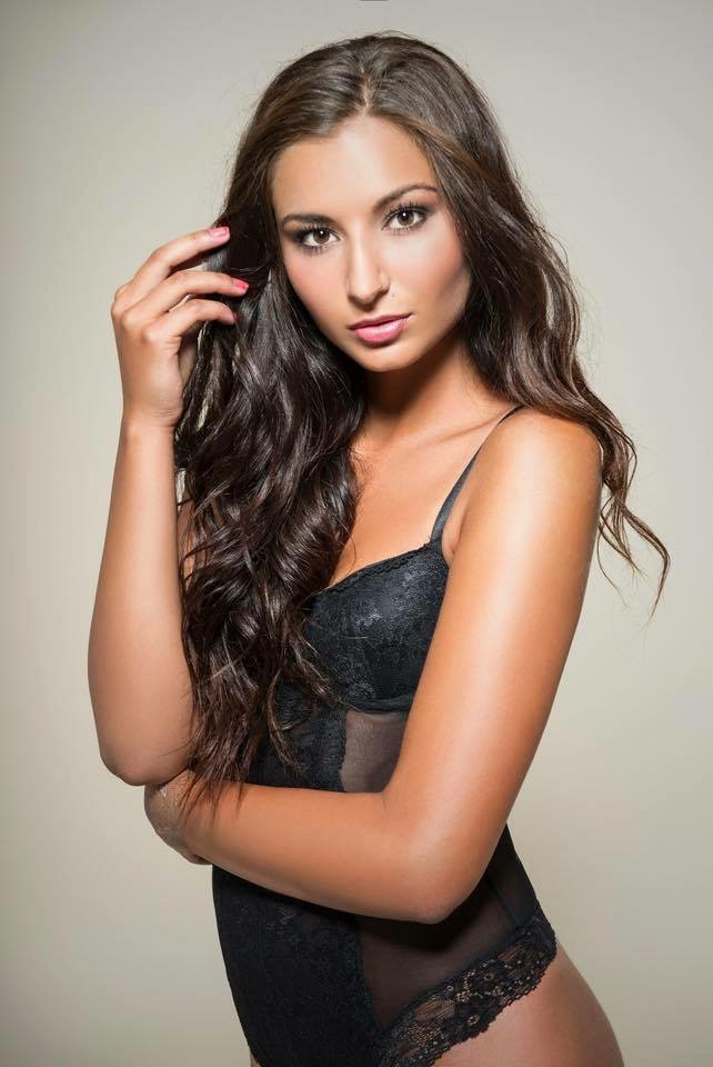 Sarah K. Daniela Models Group - danielamodelsgroup.com